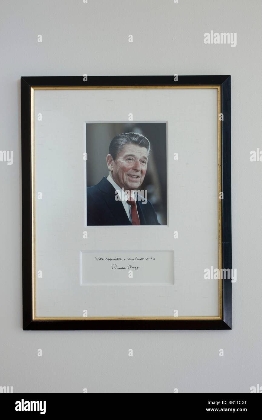 Mar 29, 2008 - Langley, Virginia, U.S. - Framed photo with note from ...