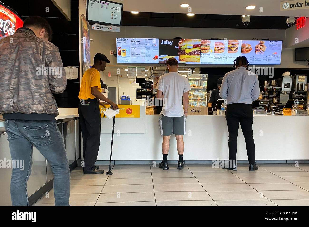 Customers order food mcdonalds hi-res stock photography and images - Alamy
