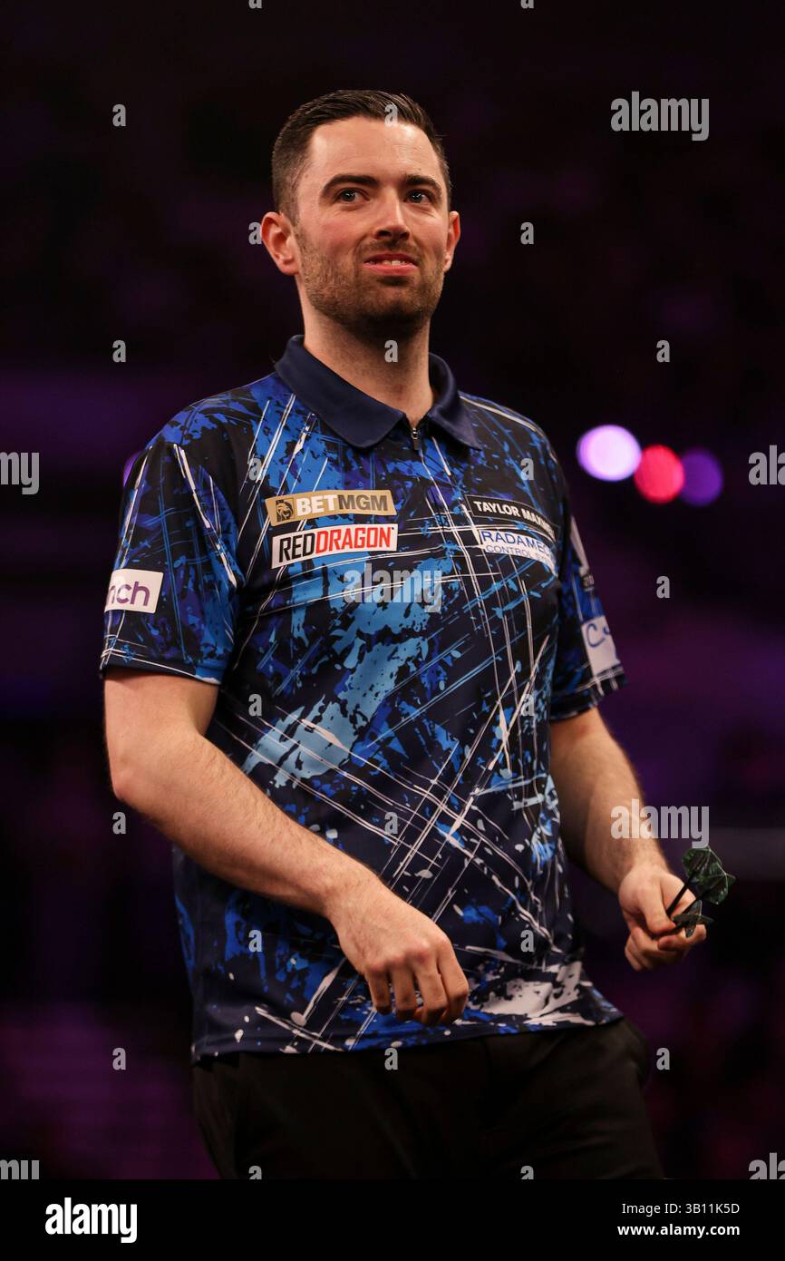 Liverpool, UK. 24th Apr, 2025. Luke Humphries in their match against ...