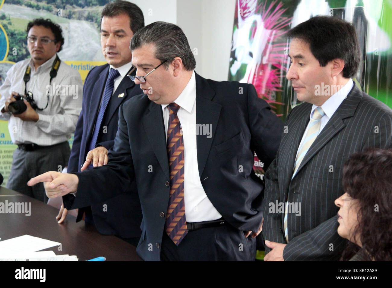 Apertura de comercio hi-res stock photography and images - Alamy