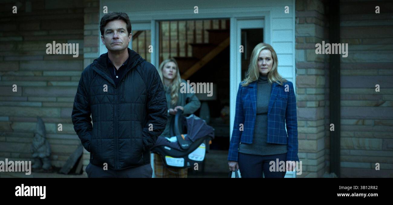 Jason Bateman, Sofia Hublitz, Laura Linney, "Ozark" Season 4 (2022 ...