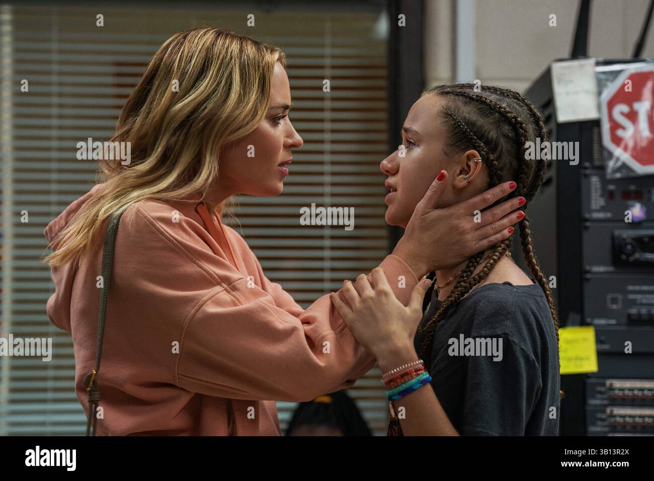 Emily Blunt, Chloe Coleman, "Pain Hustlers" (2023). Photo credit: Brian ...