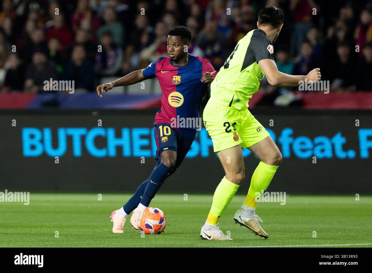 Barcelona, Germany. 22nd Apr, 2025. Fussball La Liga 33. Spieltag FC ...