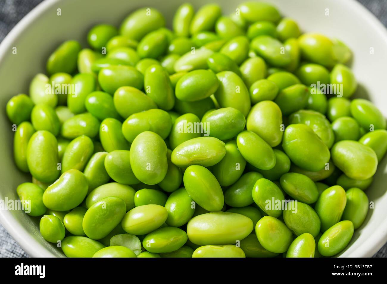 Green Organic Shelled Soy Edamame Beans in a Bowl Ready to Eat Stock ...