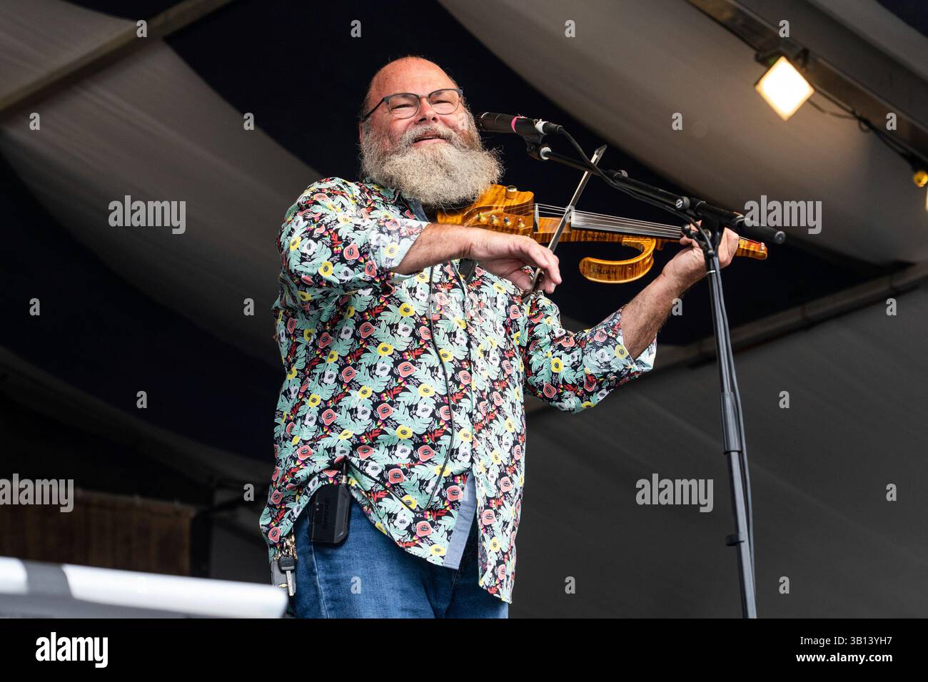 Waylon Thibodeaux performs during the first weekend of the New Orleans ...