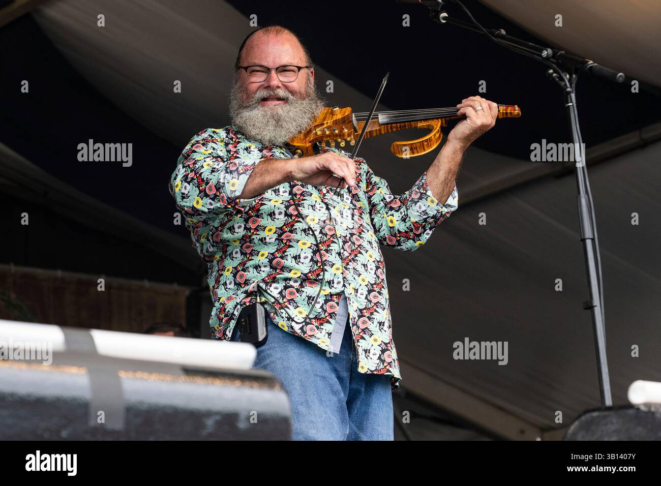 Waylon Thibodeaux performs during the first weekend of the New Orleans ...