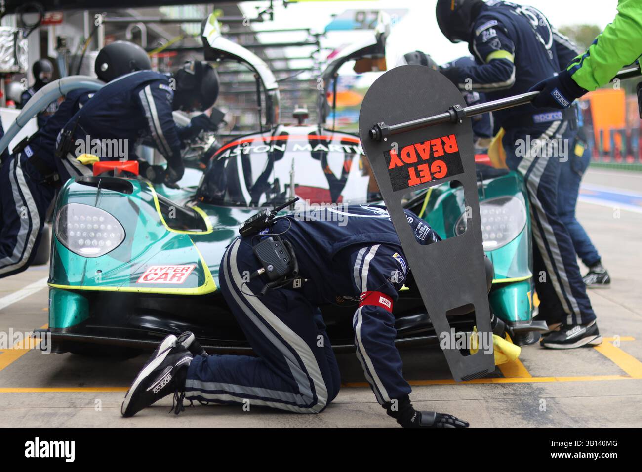 Mechanics service the #27 Aston Martin Valkyrie AMR-LMH of HEART OF ...