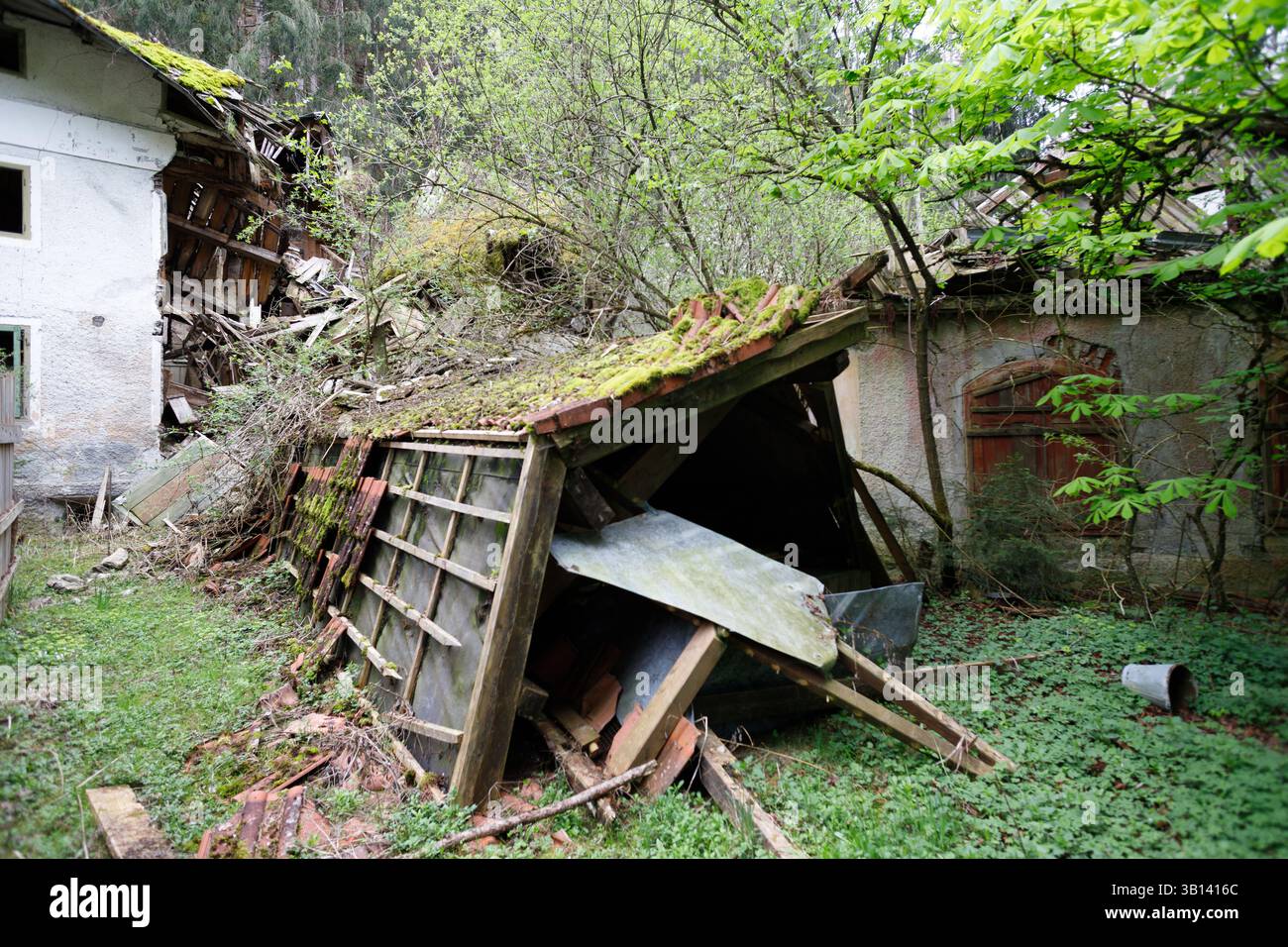 Bad Illstern, italy., Lost place. Dilapidated building with collapsed ...