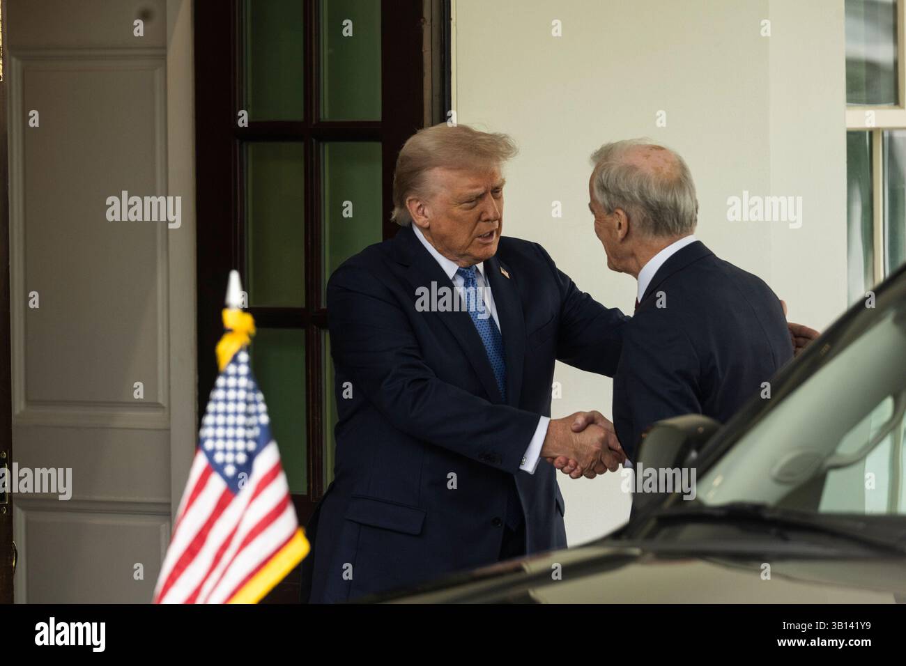 Washington, Vereinigte Staaten. 24th Apr, 2025. United States President ...