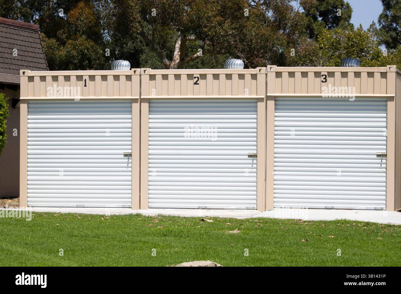 Lockable storage hi-res stock photography and images - Alamy