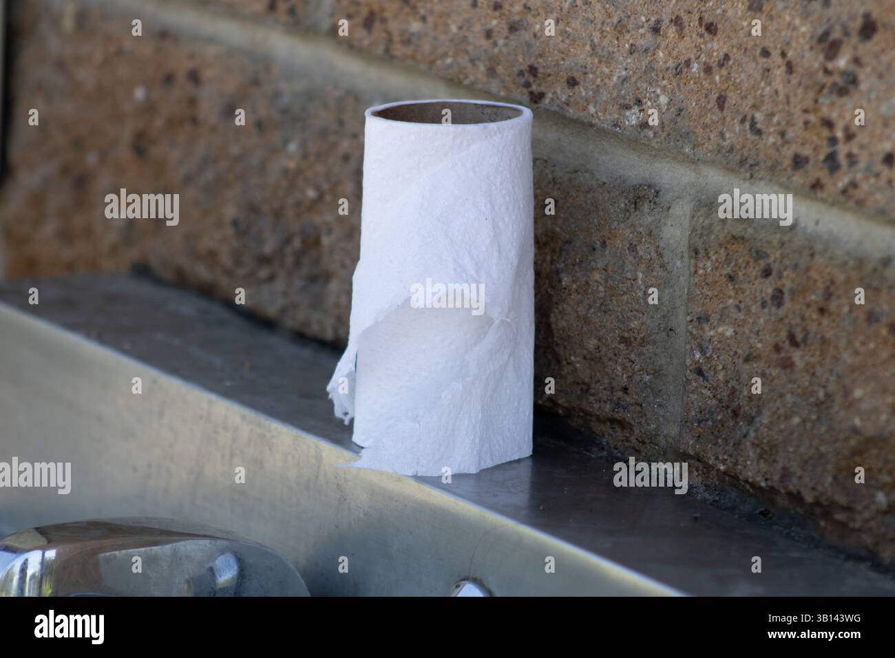 Empty tp core hi-res stock photography and images - Alamy