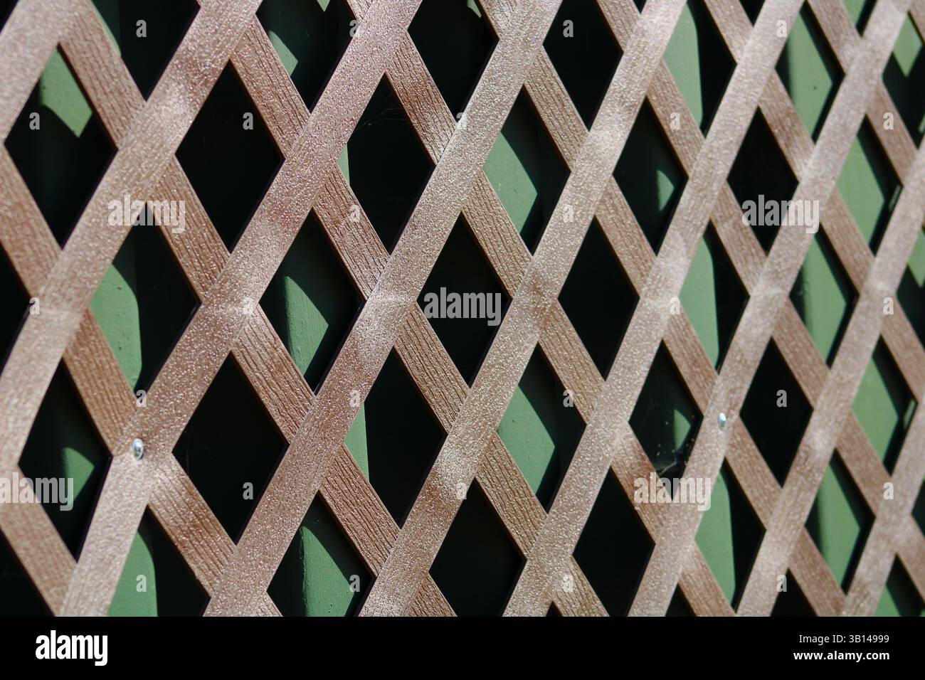 brown trellis wall feature Stock Photo - Alamy