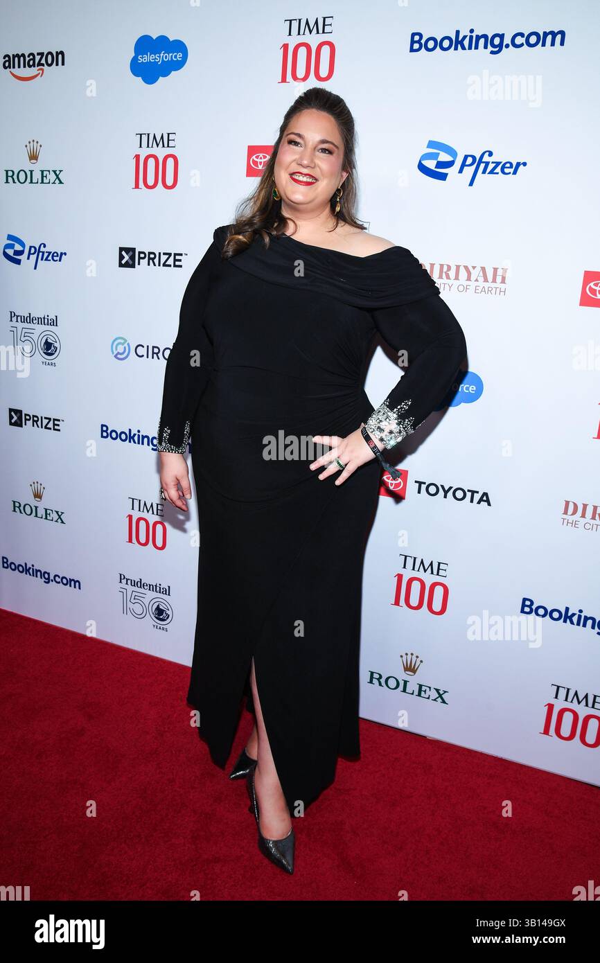 New York, USA. 24th Apr, 2025. Skye Perryman walking on the red carpet ...
