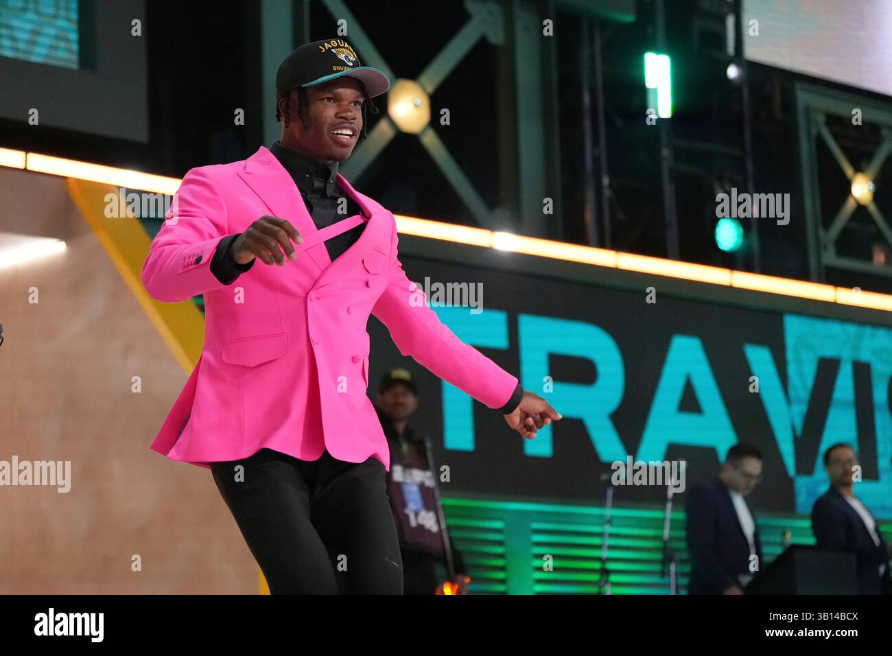 Colorado wide receiver Travis Hunter celebrates after being chosen by ...