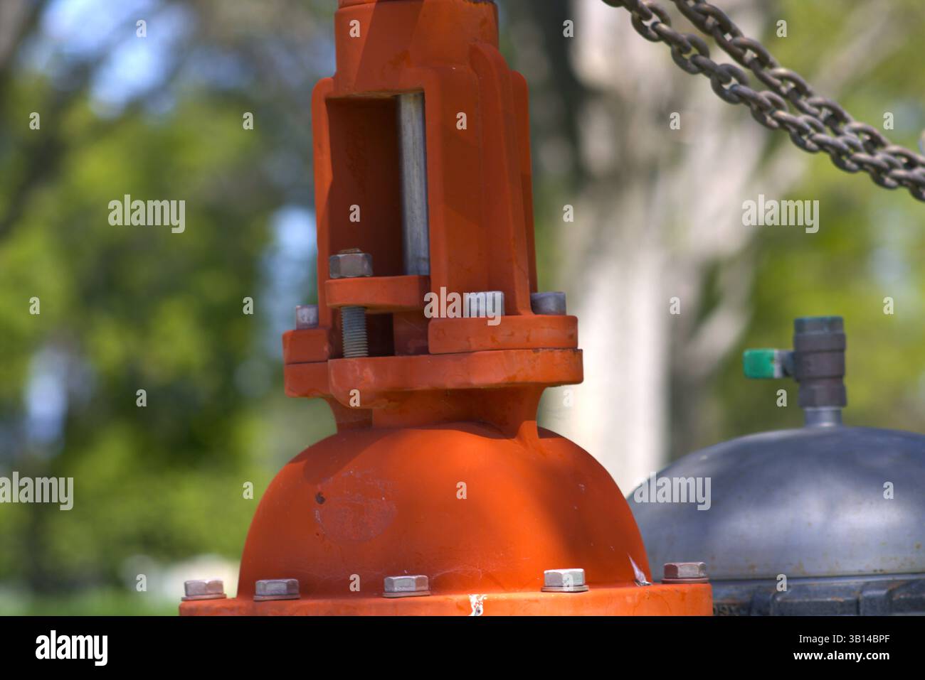 Industrial valve hi-res stock photography and images - Alamy