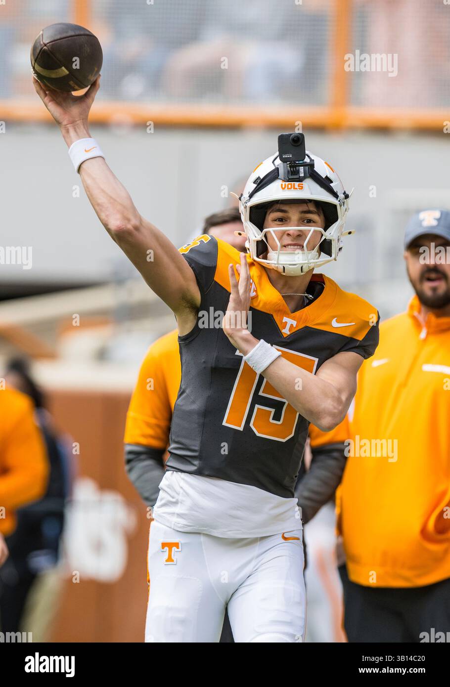 KNOXVILLE, TN - APRIL 12: Tennessee quarterback George MacIntyre (15 ...
