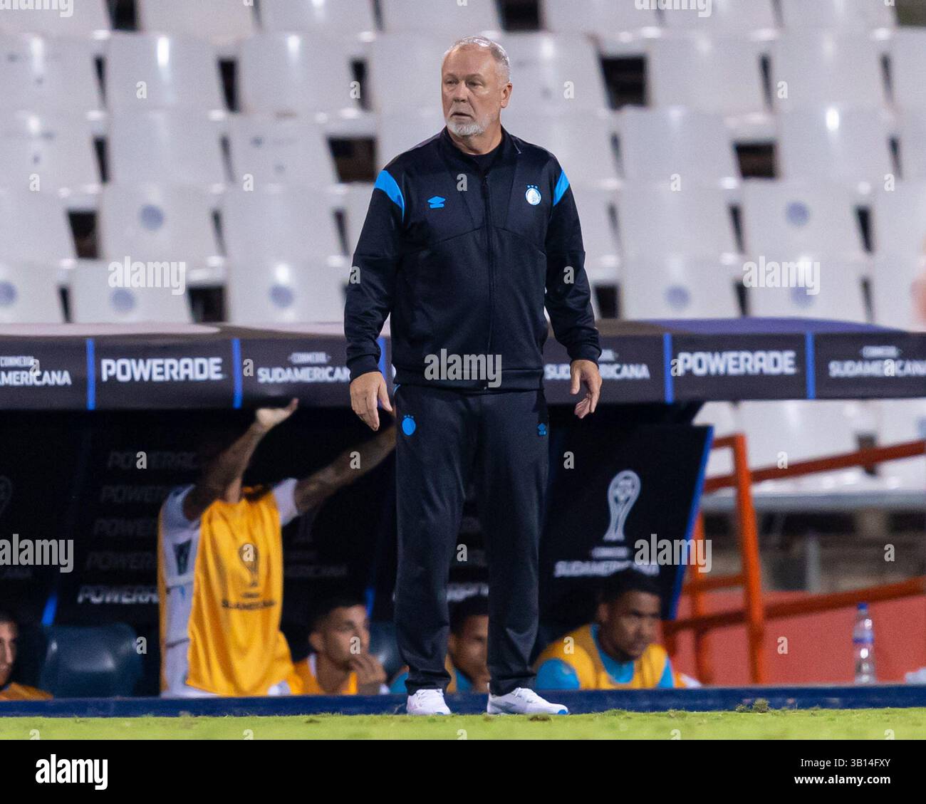 Mendoza, Argentina. 24th Apr, 2025. Gremio manager Mano Menezes during ...