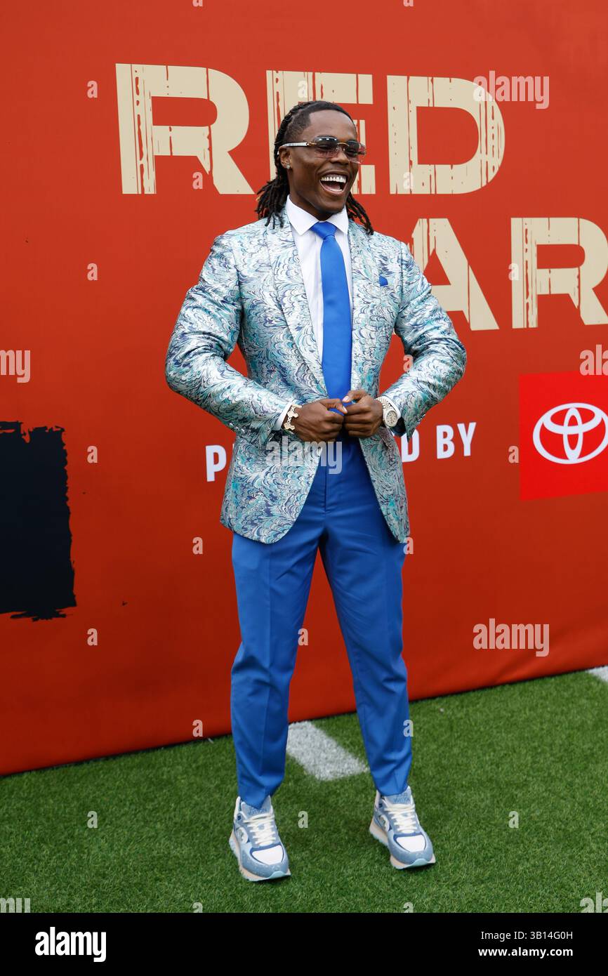 Green Bay, USA. 24th Apr, 2025. Maxwell Hairston arrives to the 2025 ...