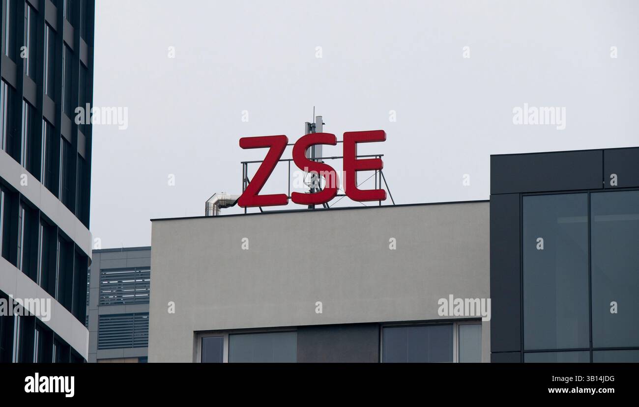 Zse business company logo hi-res stock photography and images - Alamy