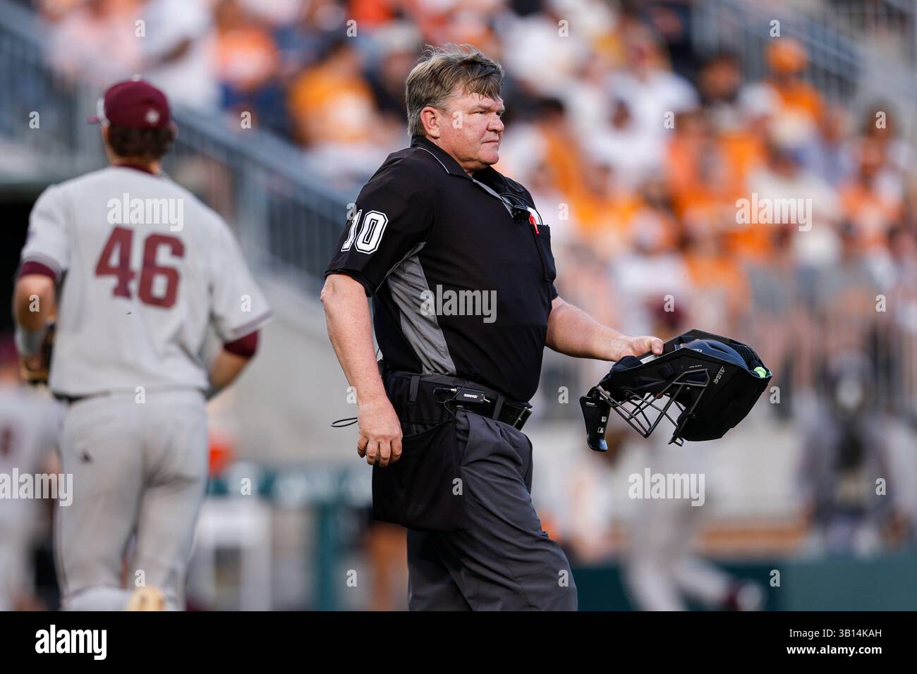 Home plate umpire Morris Hodges works the Southeastern Conference game ...
