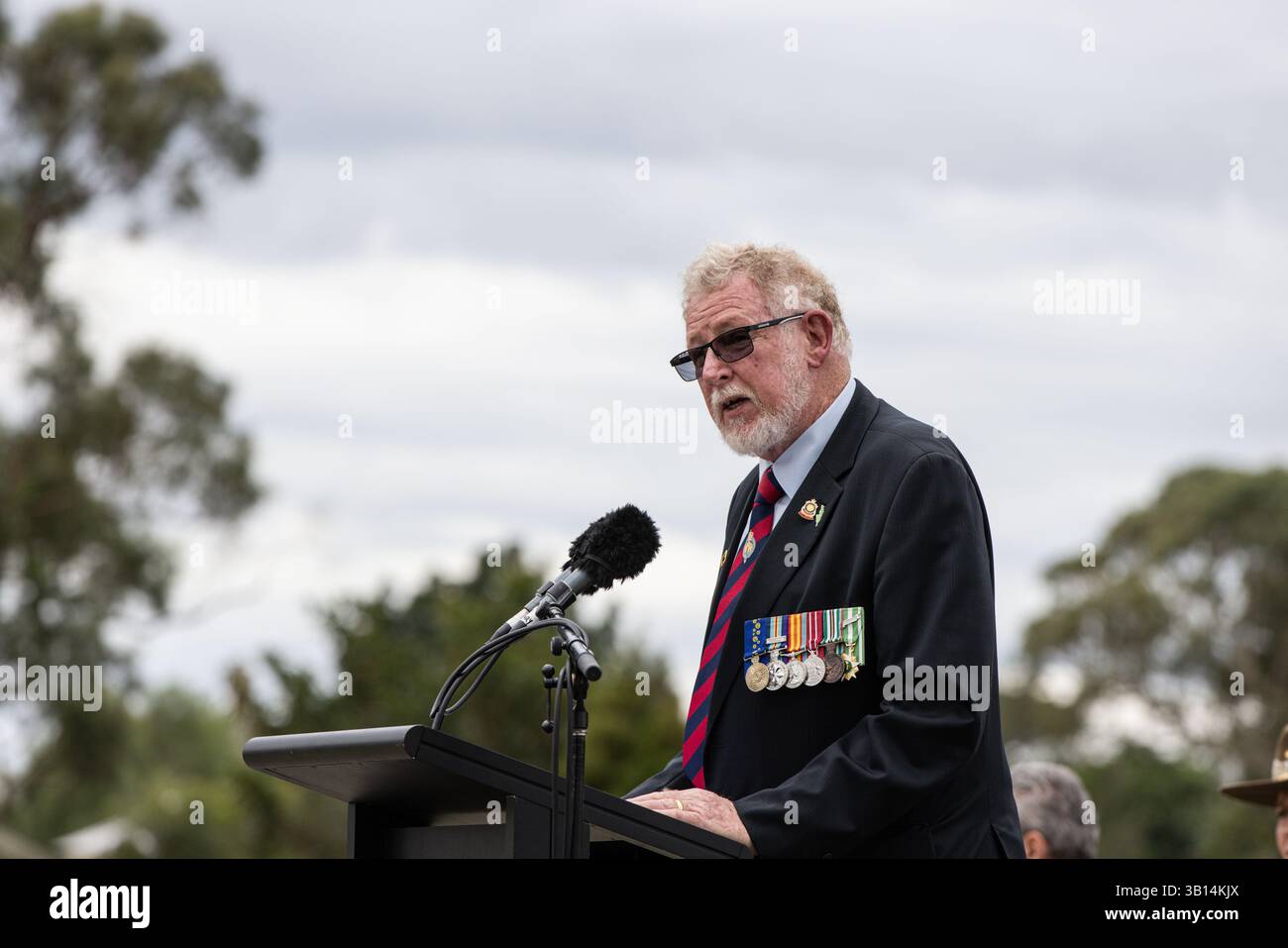 Melbourne, Australia. 25th Apr, 2025. Dr Robert Webster speaks after ...