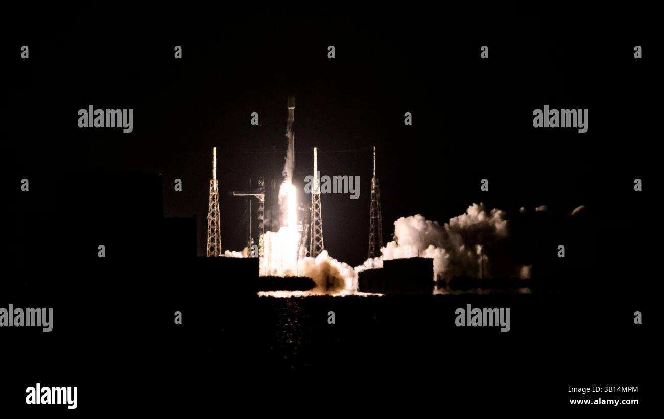 Cape Canaveral, Florida, USA. 24th Apr, 2025. A SpaceX Falcon 9 rocket ...