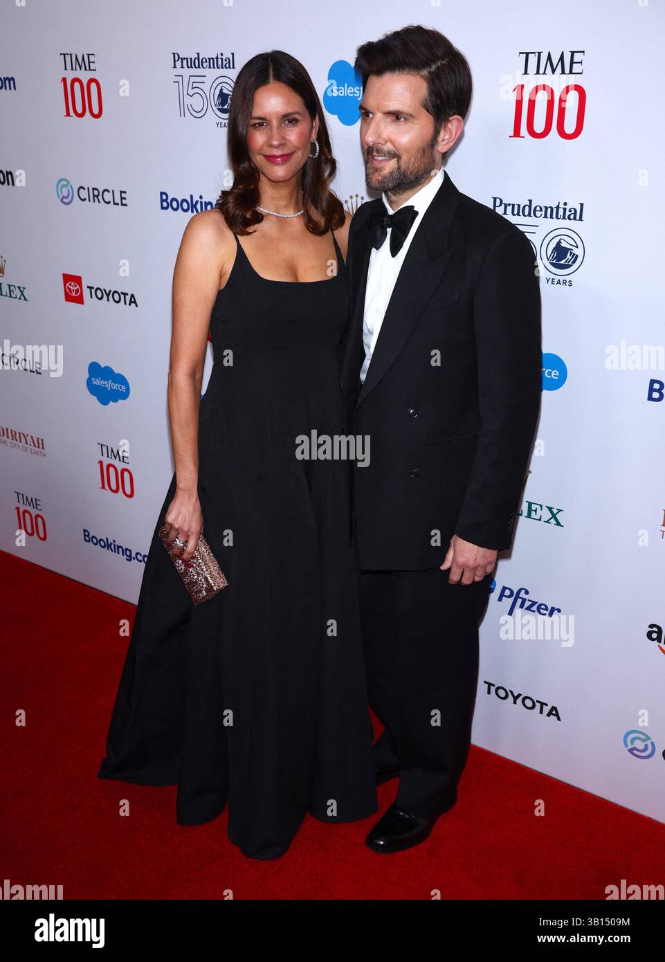 New York, United States. 24th Apr, 2025. Naomi Scott and Adam Scott ...