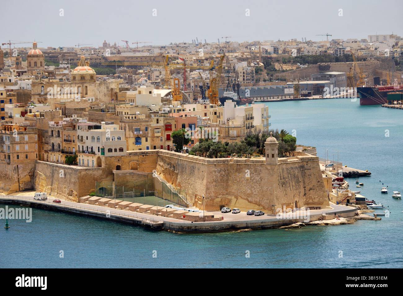 Panoramic view of Senglea (Isla), one of the historic Three Cities in ...
