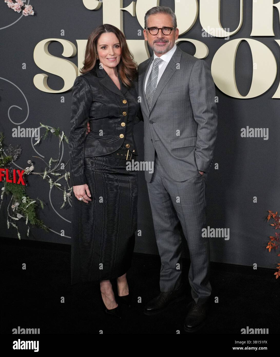 Los Angeles, USA. 24th Apr, 2025. (L-R) Tina Fey and Steve Carell at ...