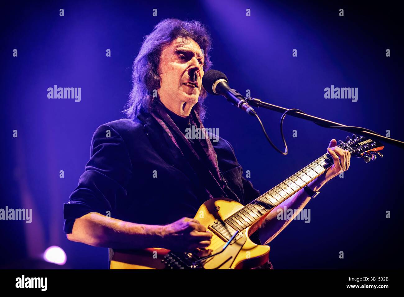 Oslo, Norway. 24th, April 2025. The English guitarist, singer and ...