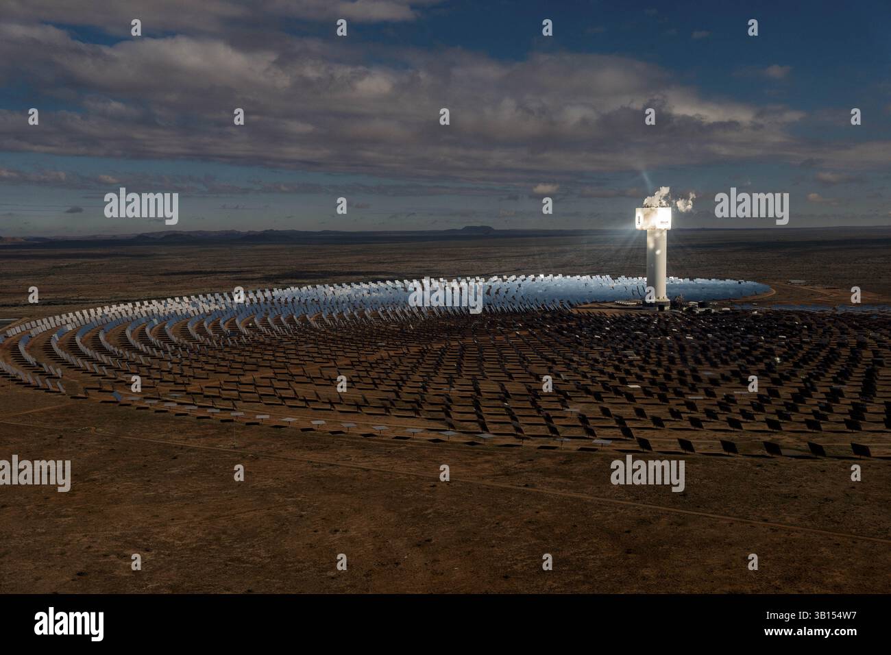 Solar power plants south africa hi-res stock photography and images - Alamy