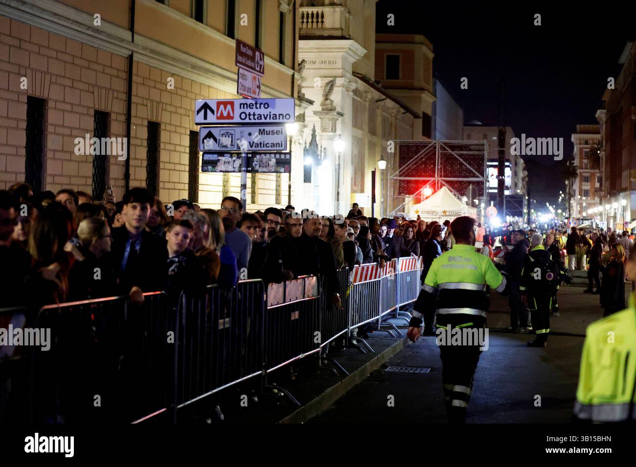 Vatican, Italy, 240425. In front of St. Peter s Basilica, believers ...