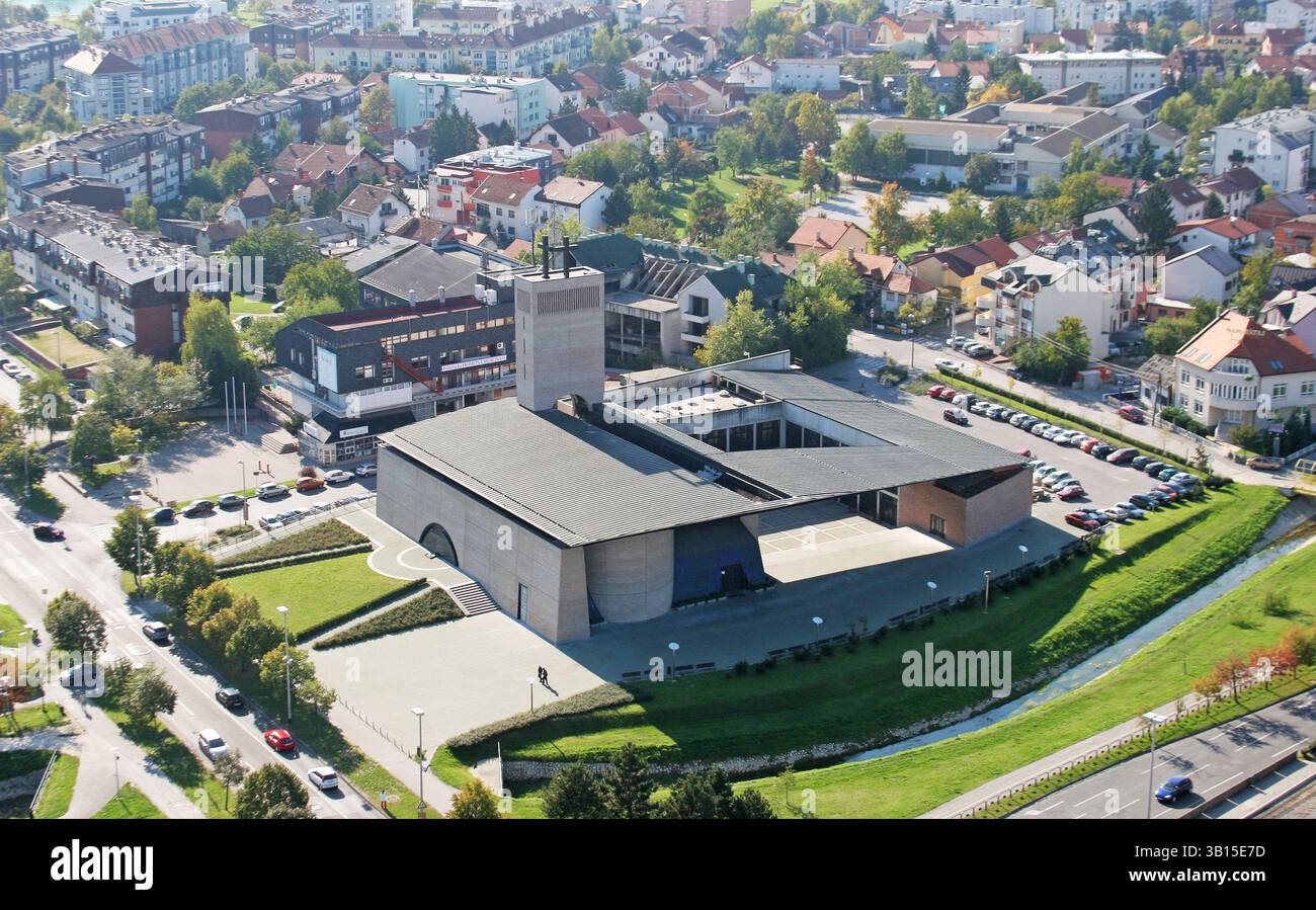 Church holy mother freedom hi-res stock photography and images - Alamy