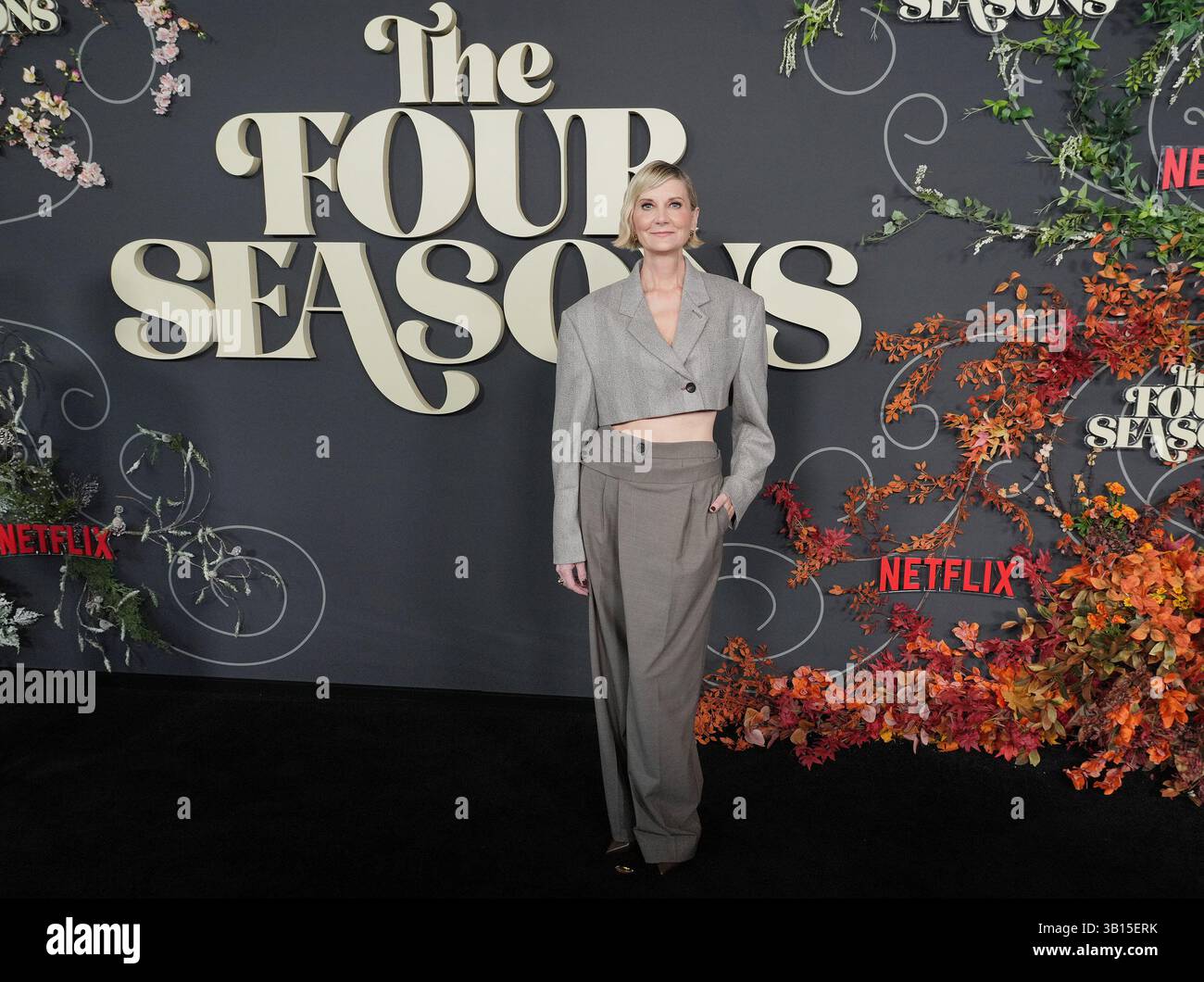 Kerri Kenney-Silver arrives at the Netflix's THE FOUR SEASONS Los ...