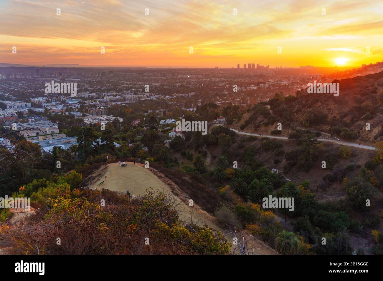 Los Angeles, California - December 3, 2024: Breathtaking sunset view ...