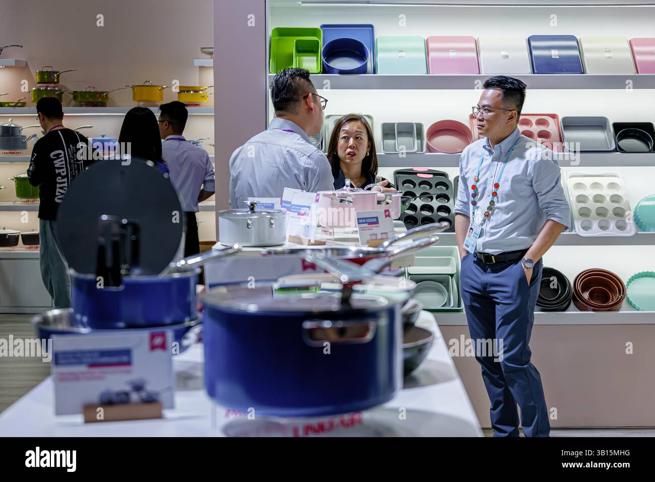 The second phase of the 137th Canton Fair kicks off in Guangzhou City ...