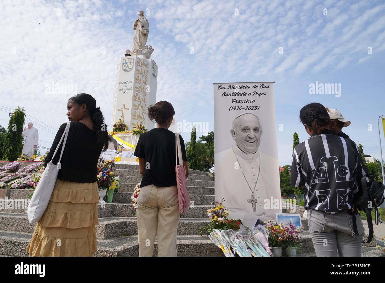 Devotees pray for the late Pope Francis in Dili, East Timor, Friday ...
