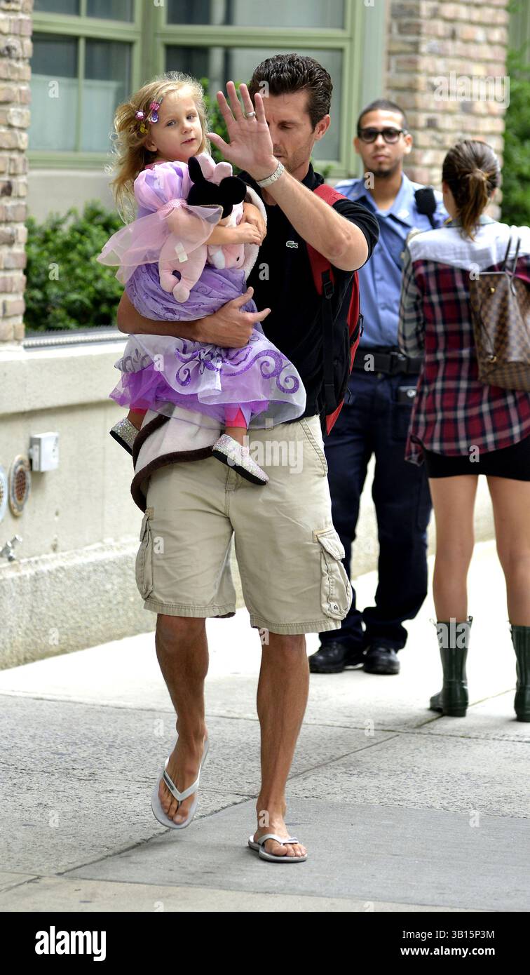Jason Hoppy and his daughter Bryn Hoppy out and about in New York City ...