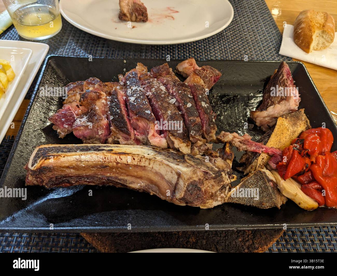 Perfectly cooked ribeye steak hi-res stock photography and images - Alamy