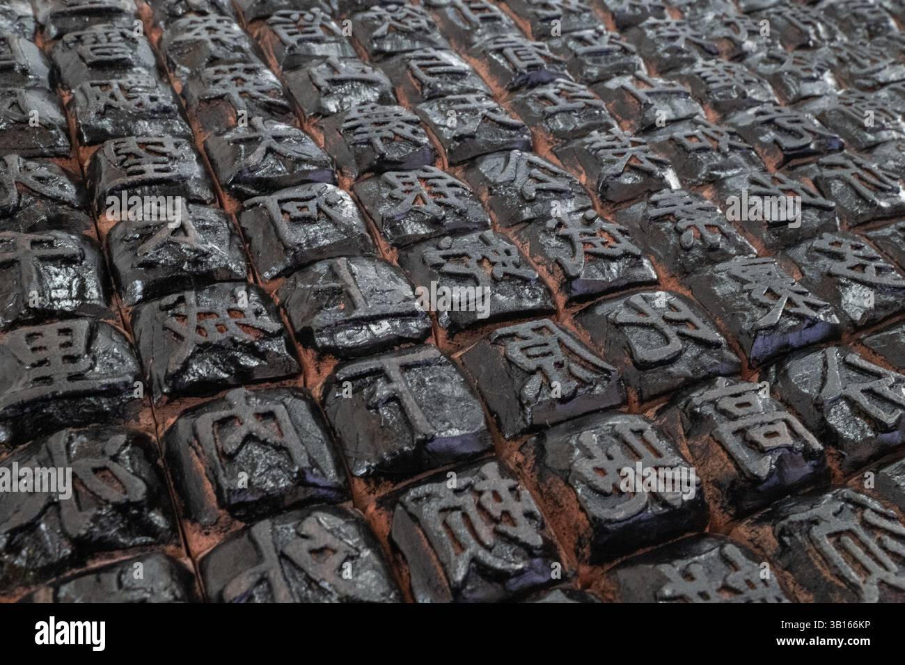 (250425) -- YINGSHAN, April 25, 2025 (Xinhua) -- This photo taken on ...