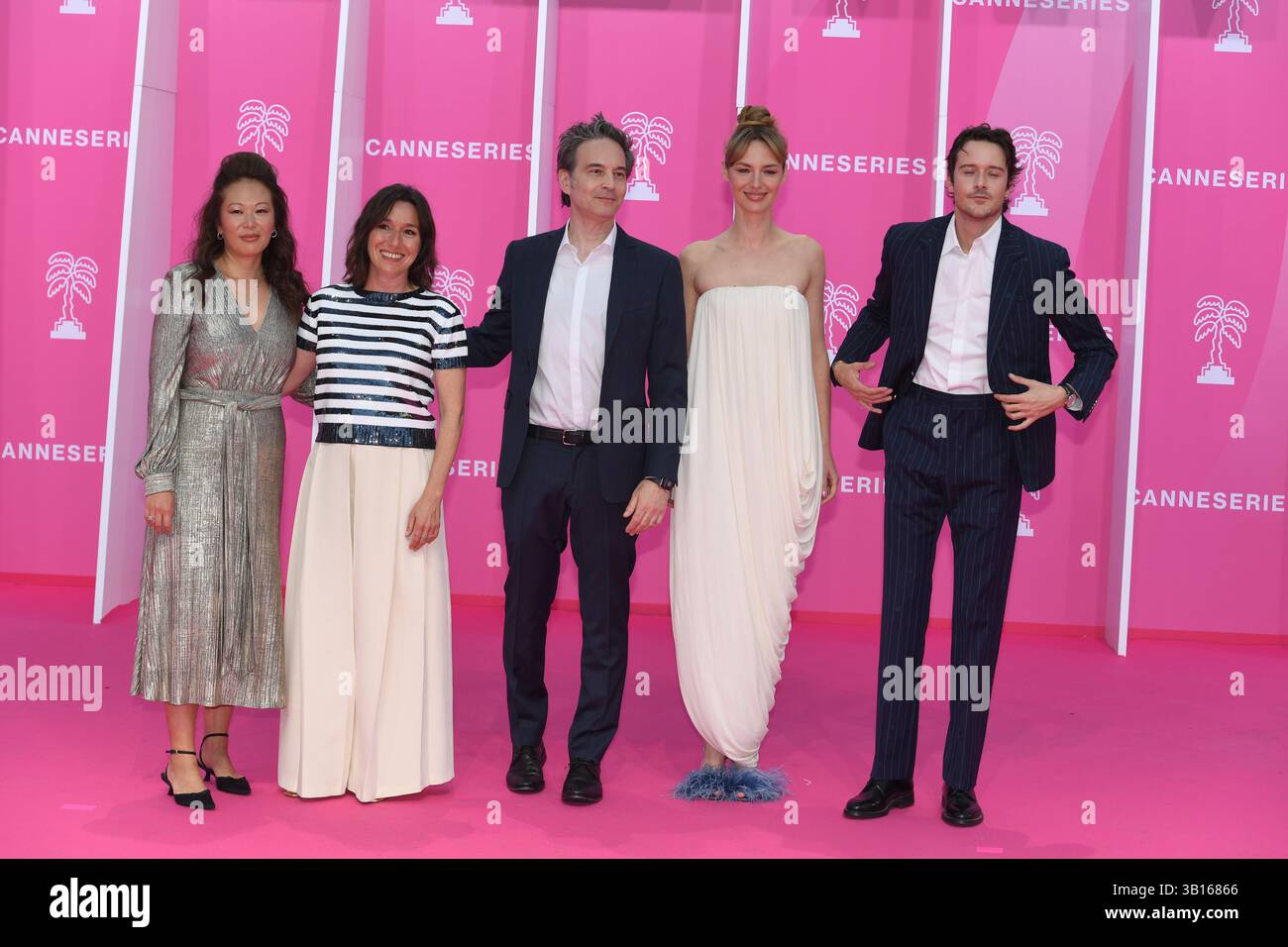 Louise Bourgoin, Jeff Russo, César Domboy, Soo Hugh and Lola Dueñas ...