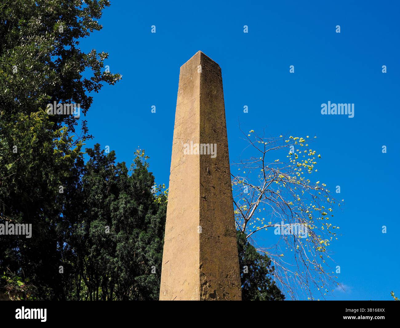 Obelisk, Highgate Cemetery, Highgate, Camden, London, England, UK, GB ...