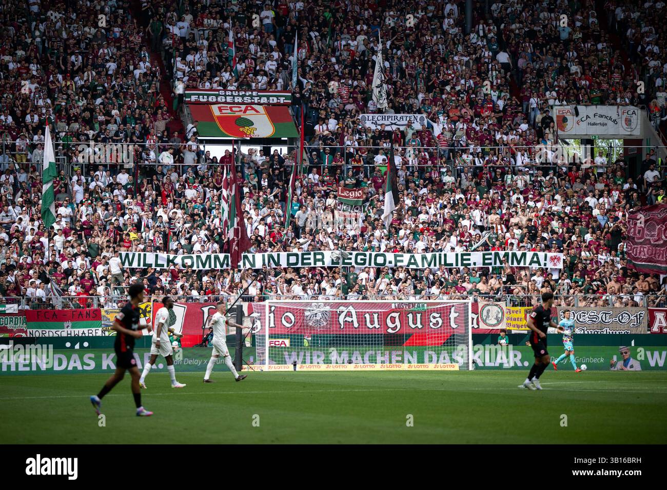 Banner / Schriftzug / Spruchband der FCA Fans / Ultras Willkommen in ...