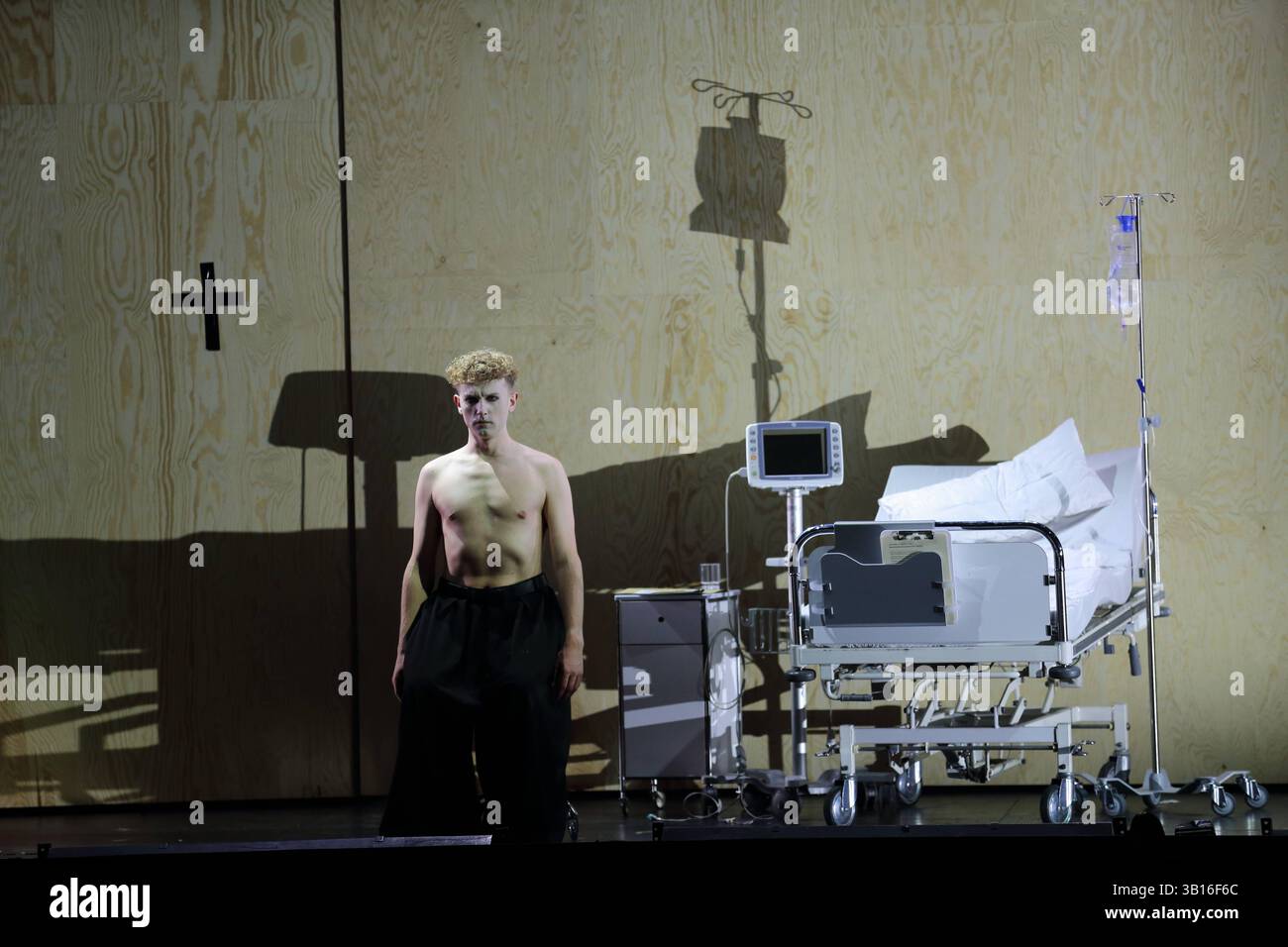 Hubert Zapior als Don Giovanni während der Fotoprobe für Don Giovanni ...