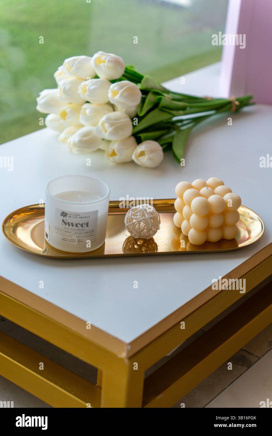 Serenityathome hi-res stock photography and images - Alamy