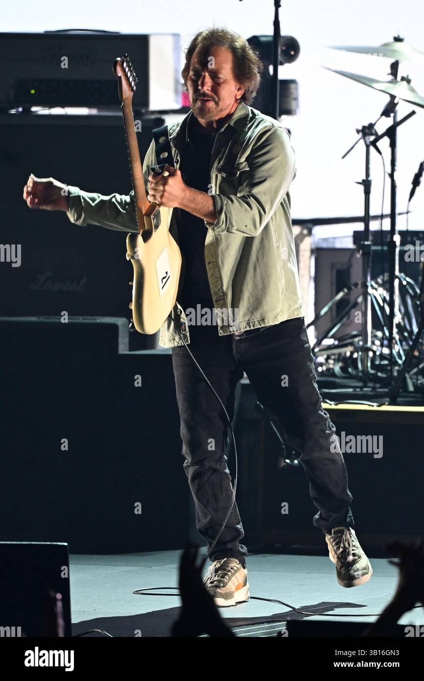 HOLLYWOOD FL - APRIL 24: Pearl Jam performs during opening night of ...