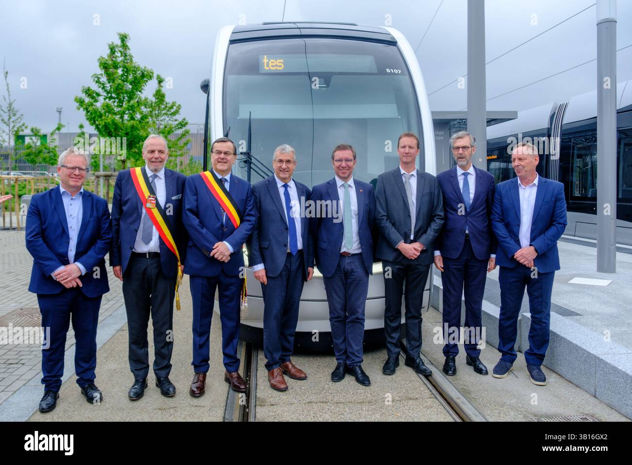 Liege province governor Herve Jamar (2nd L), Liege mayor Willy Demeyer ...