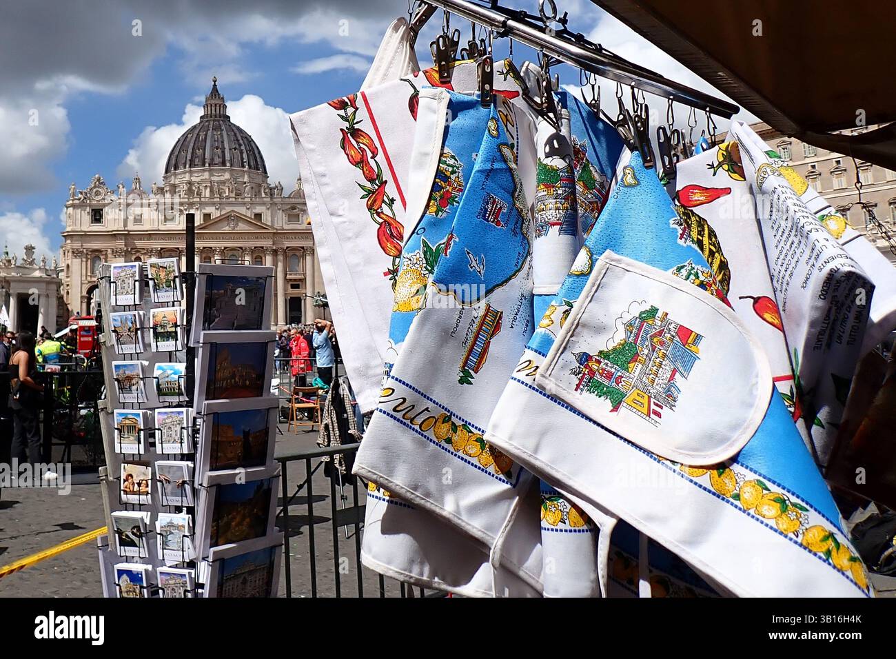 Pope Francis birth name Jorge Mario Bergoglio is the 266th Pope of the ...