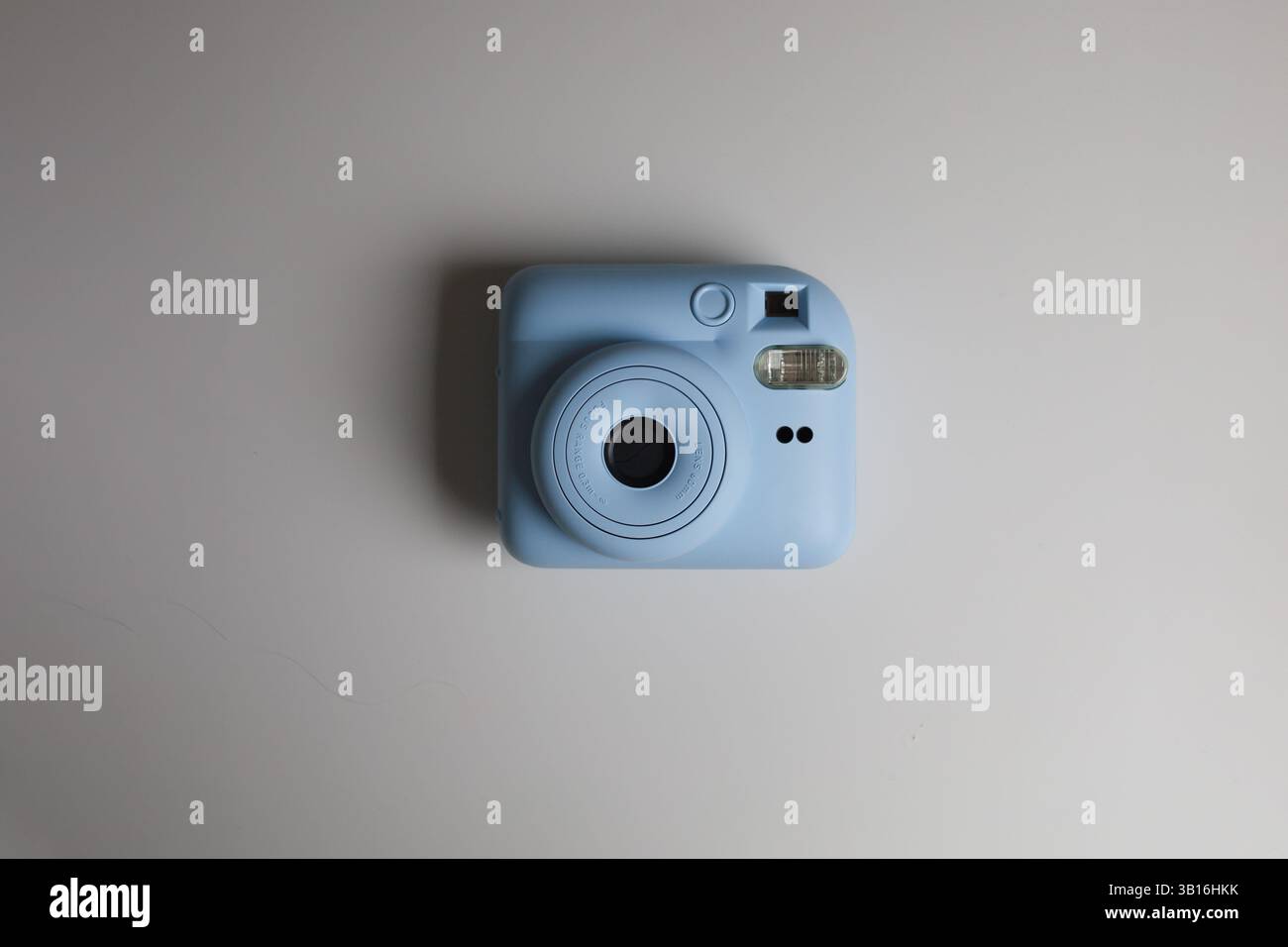 Landscape old style camera hi-res stock photography and images - Alamy