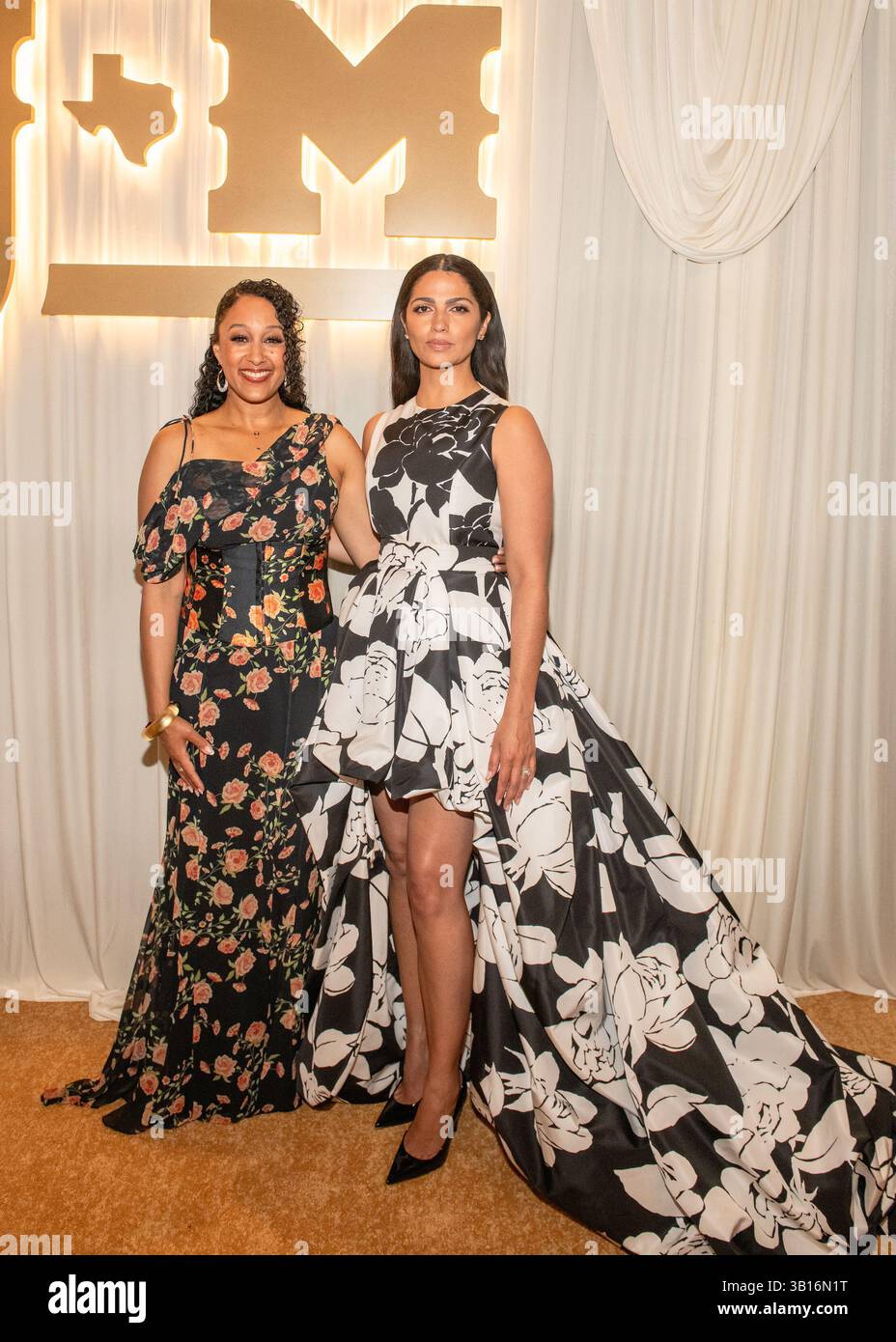 AUSTIN, TEXAS - APRIL 24: Tamera Mowry and Camila Alves McConaughey ...